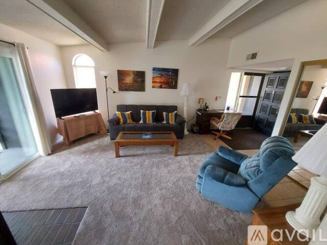 2 BR, 1 BA Apartment 1058 Fontmore Road, Unit D, Colorado Springs, CO 80904