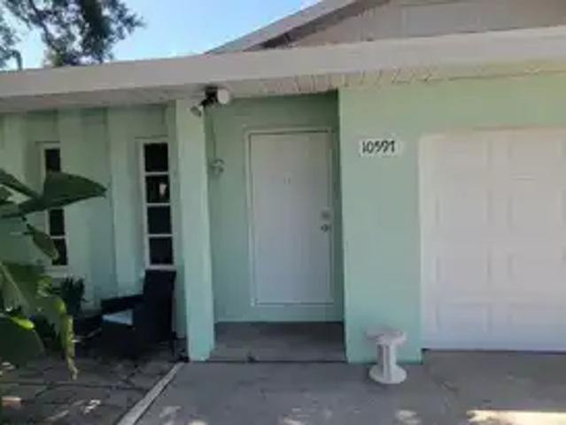 2 BR, 1 BA Apartment 10597 101st Ave, Seminole, FL 33772