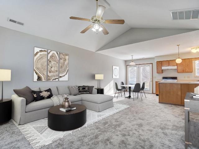 2 BR, 1 BA Apartment 105 S 7th St Unit 18, Garrett, IN 46738