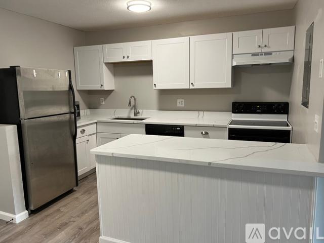 2 BR, 1 BA Apartment 106 Balance Rock Road, Unit 17, Seymour, CT 06483