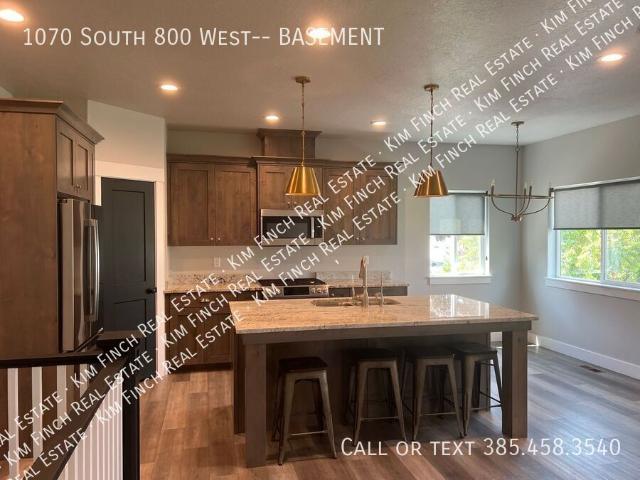 2 BR, 1 BA Apartment 1070 South 800 West BASEMENT, Woods Cross, UT 84087