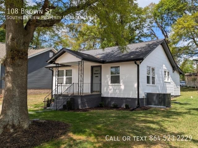 2 BR, 1 BA Apartment 108 Brown St, Greer, SC 29650