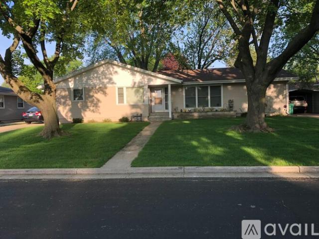 2 BR, 1 BA Apartment 108 Gilman Street 1, Unit #1, Verona, WI 53593
