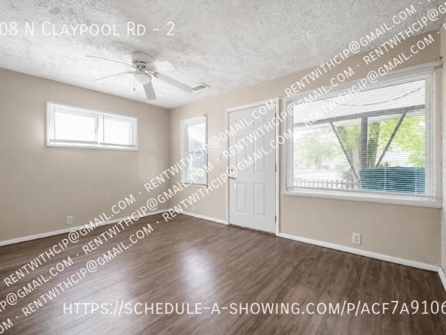 2 BR, 1 BA Apartment 108 N Claypool Rd, Muncie, IN 47303
