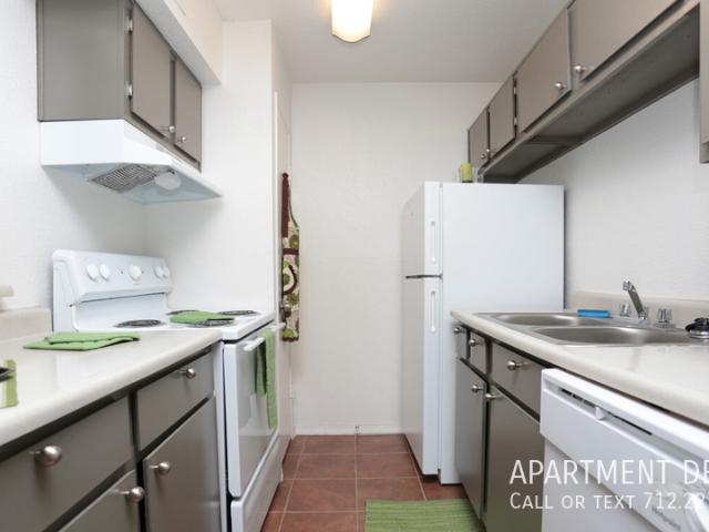 2 BR, 1 BA Apartment 10915 Gulf FwyÂ, Houston, TX 77034