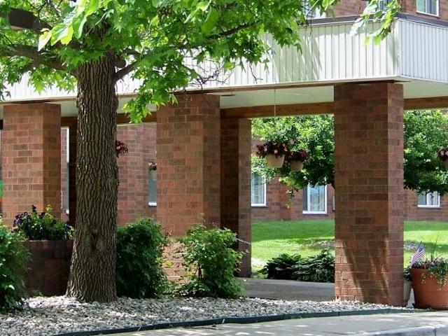 2 BR, 1 BA Apartment 10 Delaware Street SW, Grand Rapids, MI 49507