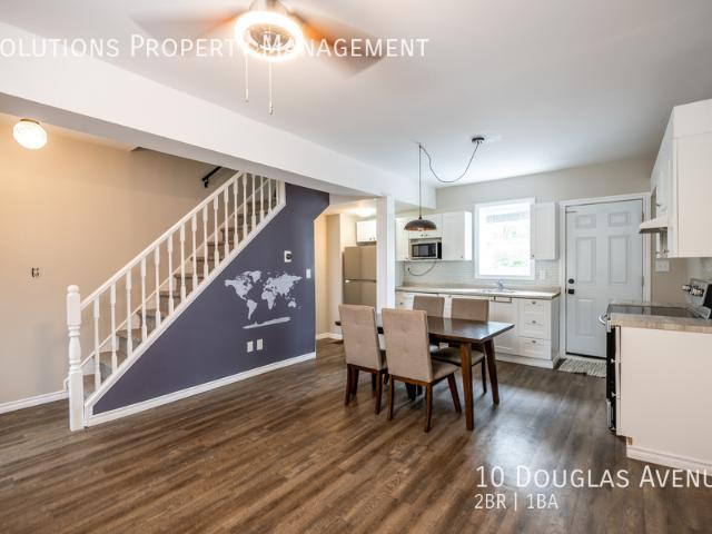 2 BR, 1 BA Apartment 10 Douglas Avenue, Hamilton, ON L8L 5P6