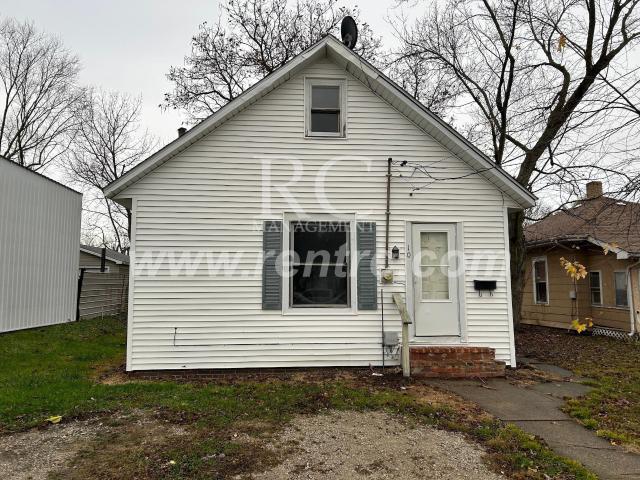 2 BR, 1 BA Apartment 10 First, Hegler, IL 61832