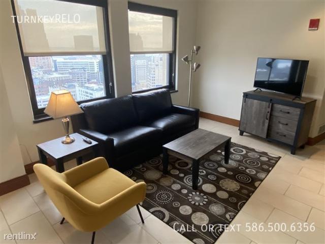 2 BR, 1 BA Apartment 10 Witherell St, Detroit, MI 48226