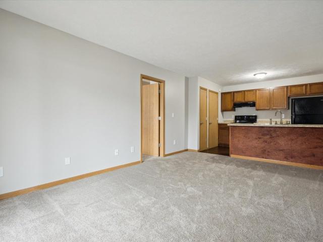 2 BR, 1 BA Apartment 1100 Clarinet Blvd S Unit 913, Elkhart, IN 46516