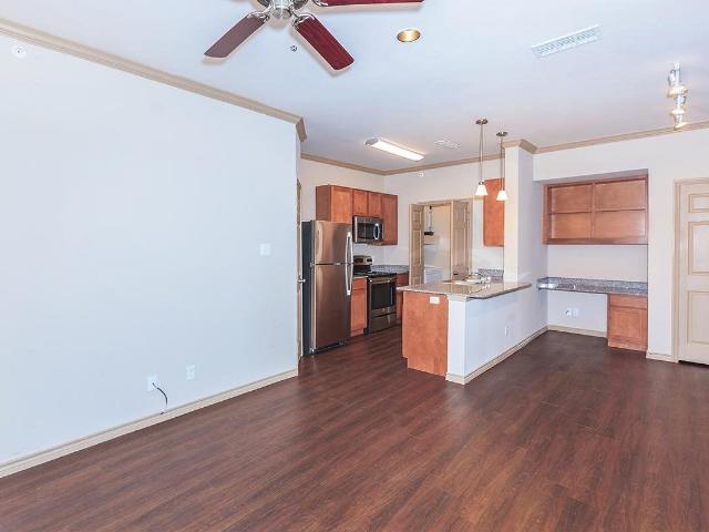 2 BR, 1 BA Apartment 1100 South Stewart Boulevard, Alton, TX 78573