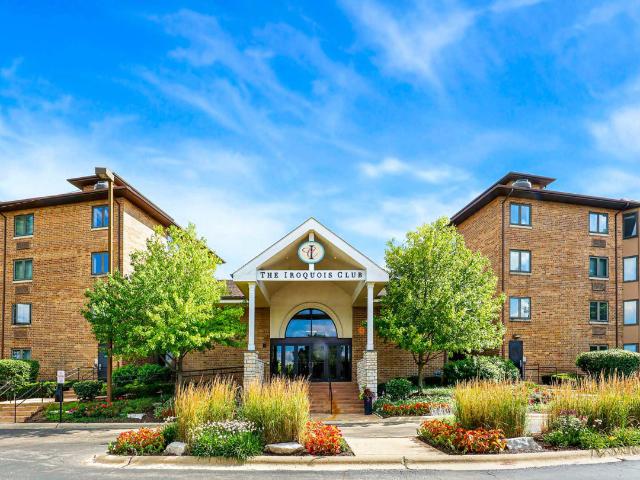 2 BR, 1 BA Apartment 1101 Iroquois Avenue Unit 1208, Naperville, IL 60563