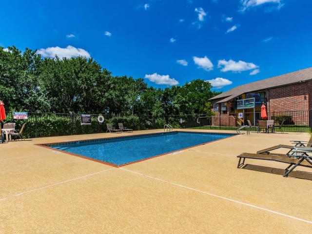 2 BR, 1 BA Apartment 1101 Sam Bass Cir Unit 1203 203, Round Rock, TX 78681
