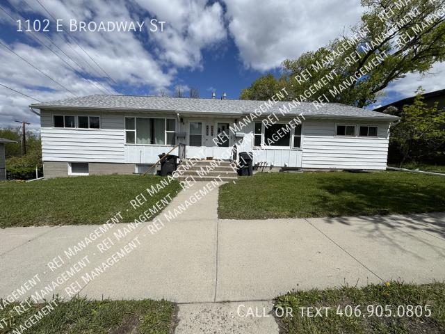 2 BR, 1 BA Apartment 1102 E Broadway St, Helena, MT 59601