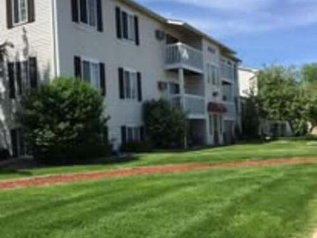 2 BR, 1 BA Apartment 1103 South Latson Road, Unit Prentis Estates Apartments, Howell, MI 48843