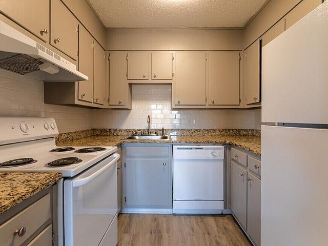 2 BR, 1 BA Apartment 1104 Goodyear Avenue Unit 106, Gadsden, AL 35903