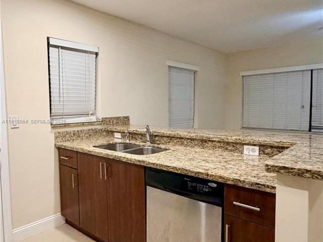 2 BR, 1 BA Apartment 1104 Northeast 17th Terrace, Fort Lauderdale, FL 33304