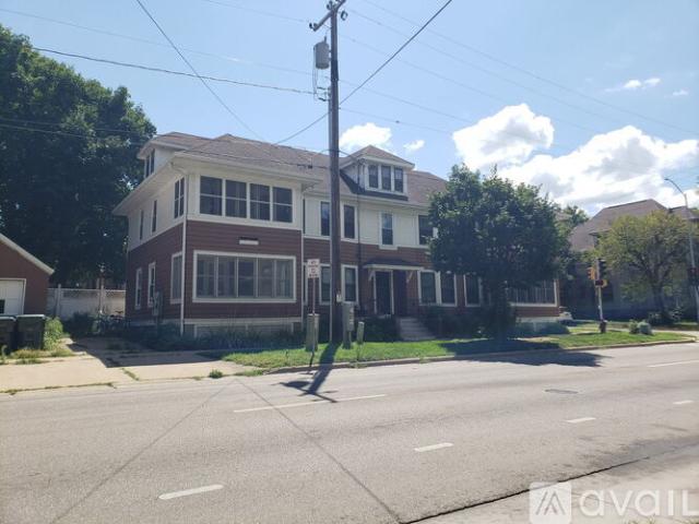 2 BR, 1 BA Apartment 1105 E Gorham St, Unit C, Madison, WI 53703