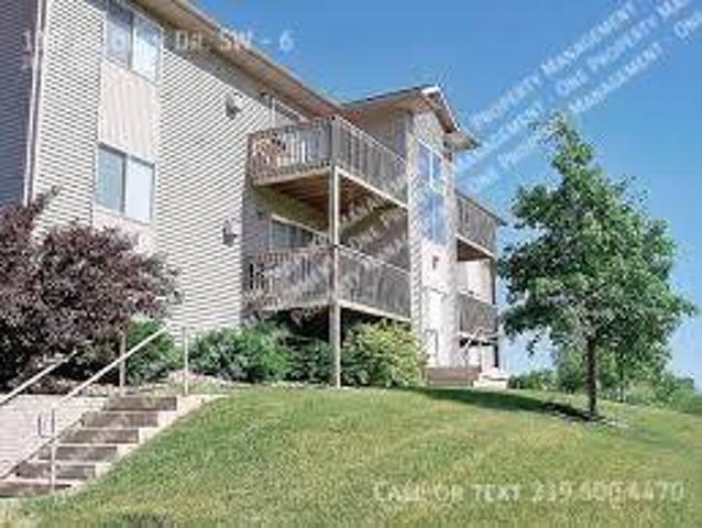 2 BR, 1 BA Apartment 110 Jacolyn Dr. SW, Cedar Rapids, IA 52404