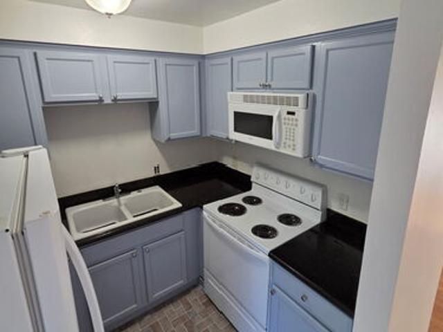 2 BR, 1 BA Apartment 1110 1112 The Strand, Unit 1110, Reno, NV 89503