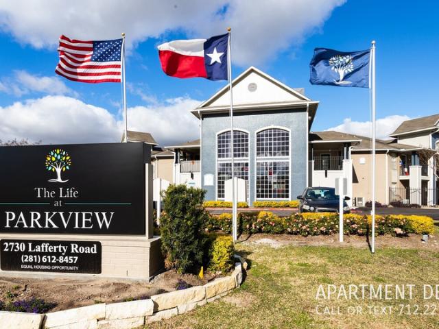 2 BR, 1 BA Apartment 1110 Parkside DrÂ, Pasadena, TX 77504