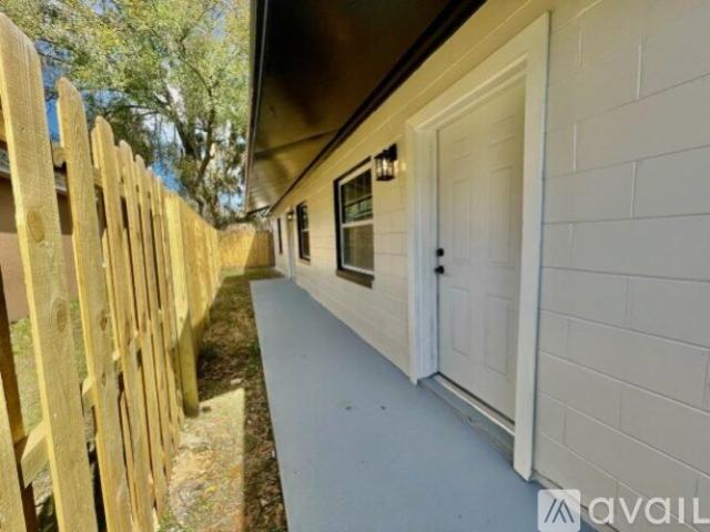 2 BR, 1 BA Apartment 1110 West 8th Street, Sanford, FL 32771
