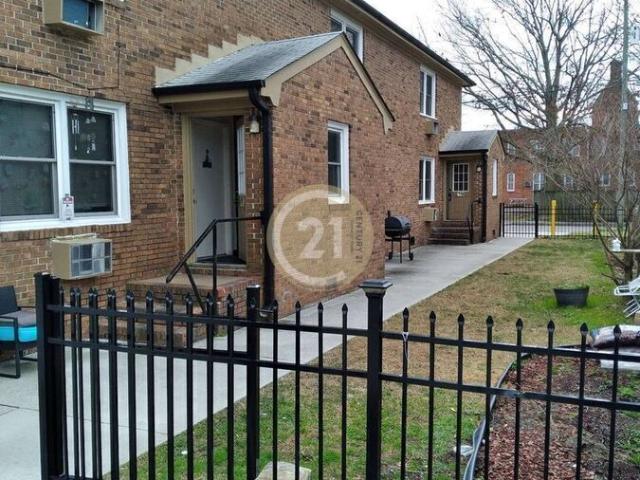 2 BR, 1 BA Apartment 1111 Hugo Street Unit F, Norfolk, VA 23513