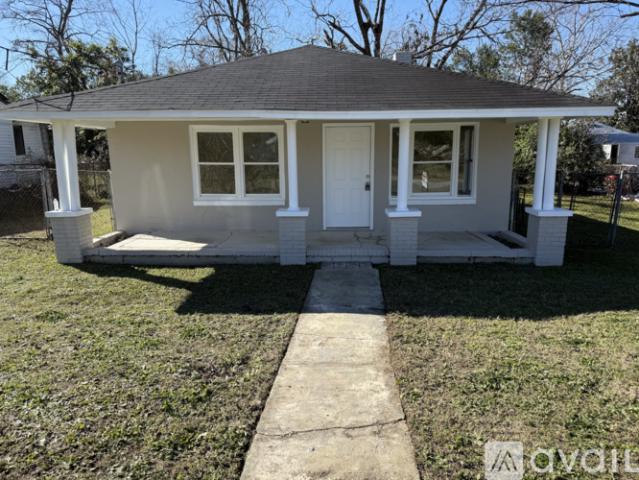 2 BR, 1 BA Apartment 1112 11 Th Avenue, Augusta, GA 30901