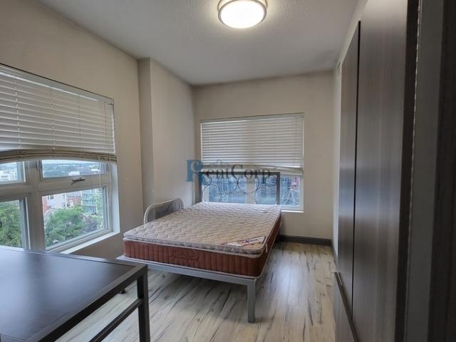 2 BR, 1 BA Apartment 1112 258A Sunview St, Waterloo, ON N2L 0H6