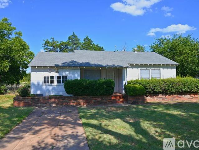 2 BR, 1 BA Apartment 1113 Harlan Ave, Wichita Falls, TX 76306