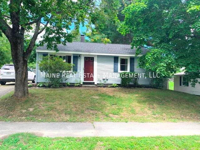 2 BR, 1 BA Apartment 111 Falvey St Bangor, ME 04401