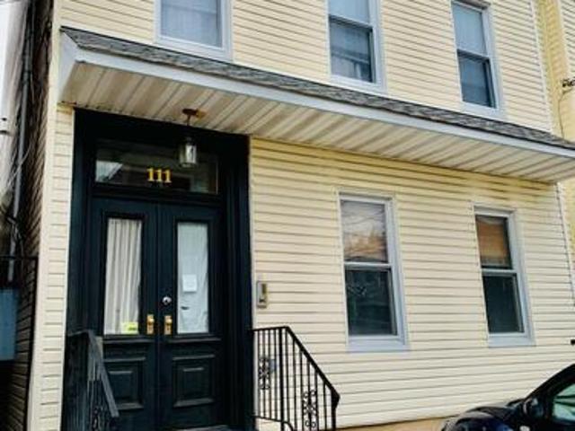 2 BR, 1 BA Apartment 111 Hancock Avenue, Unit 3, Jersey City, NJ 07307