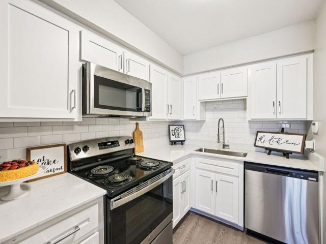 2 BR, 1 BA Apartment 111 North Gilbert Road Unit 22 2150, Mesa, AZ 85203