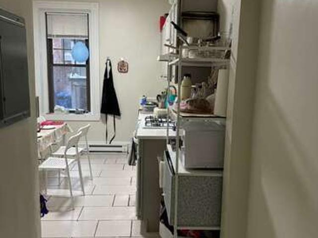 2 BR, 1 BA Apartment 111 St Paul St, Unit 1R, Brookline, MA 02446