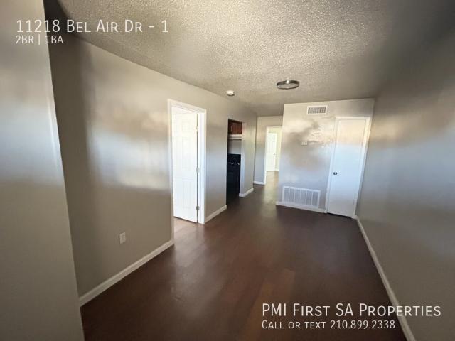 2 BR, 1 BA Apartment 11218 Bel Air Dr, San Antonio, TX 78213
