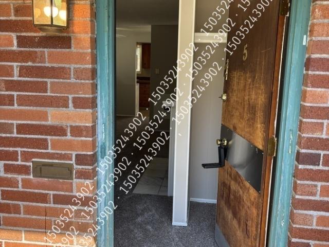 2 BR, 1 BA Apartment 11221 NE Glisan Street, Portland, OR 97220