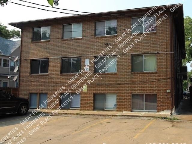 2 BR, 1 BA Apartment 1123 F St, Lincoln, NE 68508