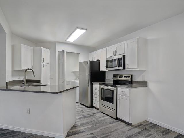 2 BR, 1 BA Apartment 11251 South State Street Unit C207, Sandy, UT 84070