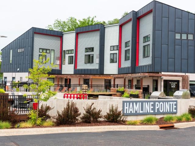 2 BR, 1 BA Apartment 1125 Hamline Avenue N Unit 4 211, Saint Paul, MN 55108