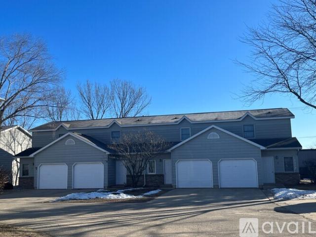 2 BR, 1 BA Apartment 1125 Mark Ave, Unit 12, Tomah, WI 54660