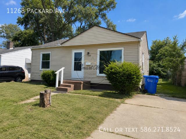 2 BR, 1 BA Apartment 11268 Packard Ave, Warren, MI 48089