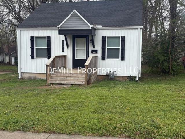 2 BR, 1 BA Apartment 1126 West Hamilton Street, Springfield, MO 65802