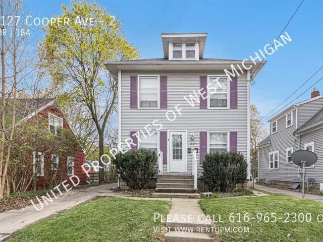 2 BR, 1 BA Apartment 1127 Cooper Ave, Lansing, MI 48910