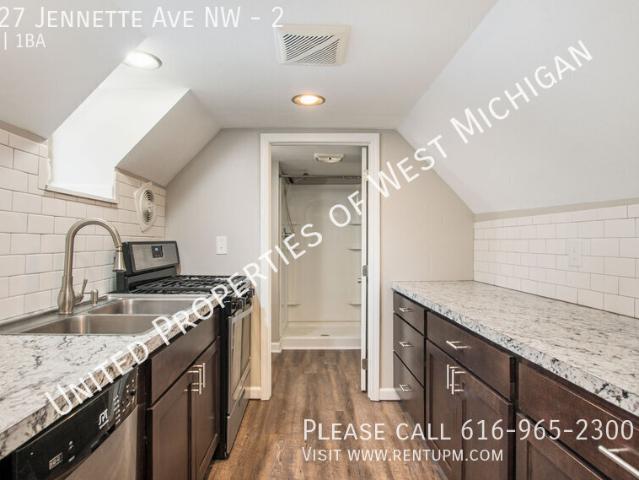 2 BR, 1 BA Apartment 1127 Jennette Ave NW, Grand Rapids, MI 49504