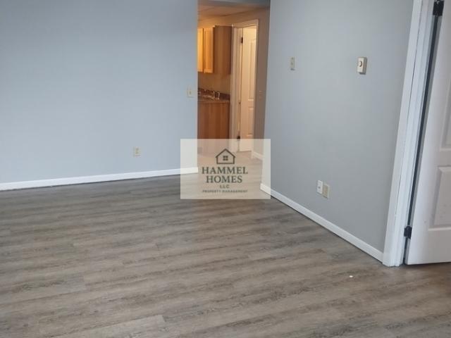 2 BR, 1 BA Apartment 112 1st St S, Ladysmith, WI 54848