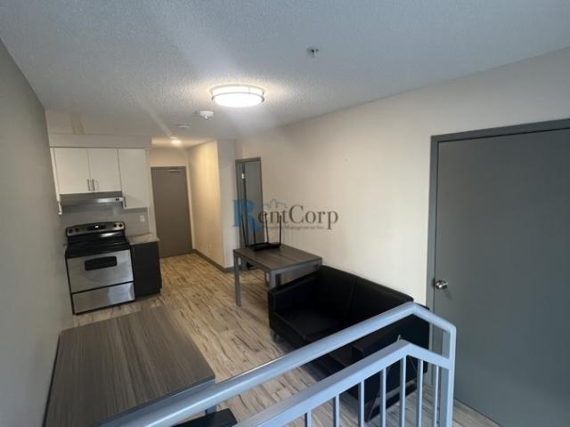 2 BR, 1 BA Apartment 112 258A Sunview St, Waterloo, ON N2L 0H6