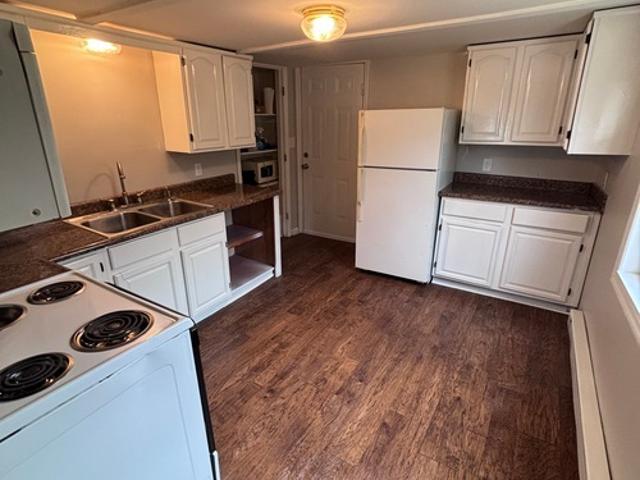 2 BR, 1 BA Apartment 112 East Brown Street, Nicholasville, KY 40356