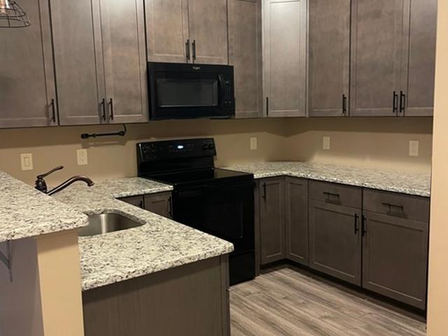 2 BR, 1 BA Apartment 112 Front Street, Unit 302, Quakertown, PA 18951