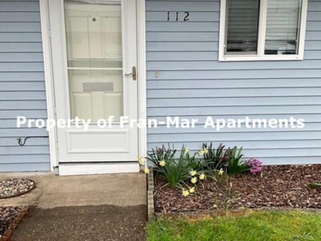 2 BR, 1 BA Apartment 112 Northwest 15th Street, Gresham, OR 97030