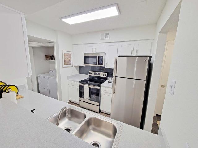 2 BR, 1 BA Apartment 1130 Bear Creek Pkwy Unit 712, Euless, TX 76039